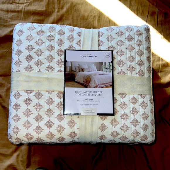 Threshold | Bedding | Threshold Decorative Border Cotton Slub Quilt 0 ...